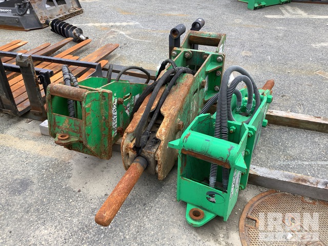 2017 Okada ORV1000 Hydraulic Breaker in Shrewsbury, Massachusetts ...