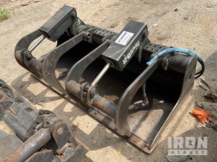2017 Bobcat 68 in Grapple Bucket in Houston, Texas, United States ...