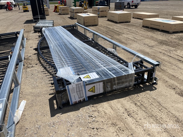 KJ 20 ft x 7 ft Bi-Parting Metal Farm Driveway Gate (Unused) | Ritchie ...