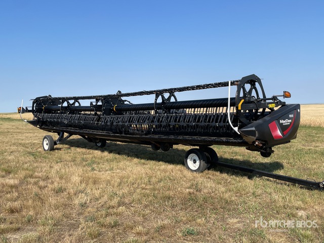 2019 MacDon FD135 35 ft Flex Draper Combine Header | Ritchie Bros ...