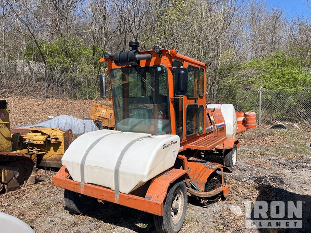 2015 Broce RCT350 Self-Propelled Broom in Knoxville, Tennessee, United ...