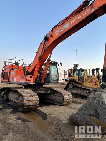 2011 Hitachi ZX450LC-3 Tracked Excavator in Albian Mine Site, Alberta ...
