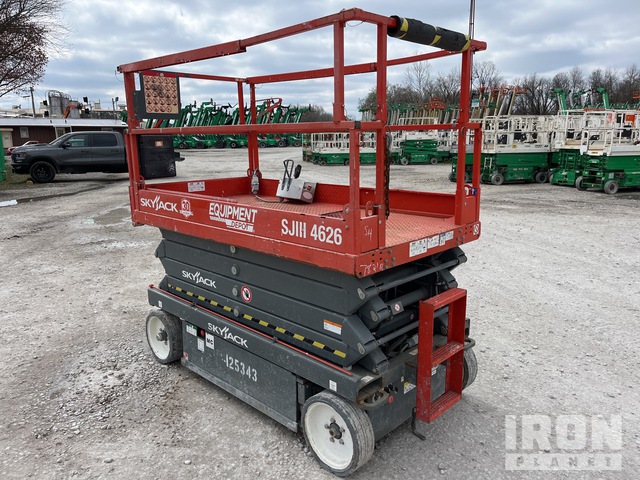 2016 Skyjack SJIII-4626 Electric Scissor Lift in Terre Haute, Indiana ...