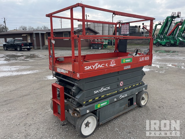 2015 Skyjack SJIII-4626 Electric Scissor Lift in Terre Haute, Indiana ...