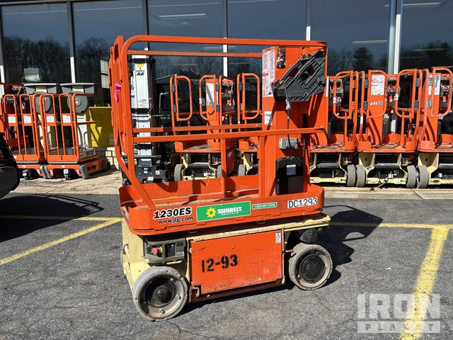 JLG 1230ES Electric Vertical Mast Lift in Everett, Pennsylvania, United ...