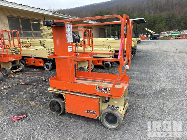 2016 JLG 1230ES Electric Vertical Mast Lift in Everett, Pennsylvania ...