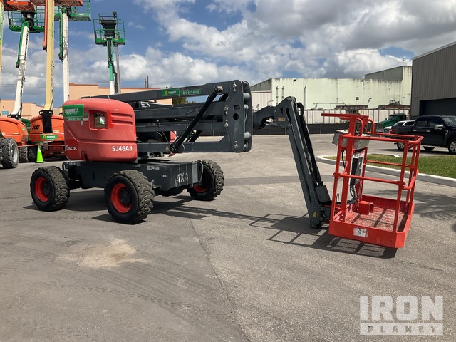 2014 Skyjack SJ46AJ 4WD Diesel Articulating Boom Lift in Medley ...