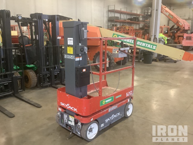 2015 Skyjack SJ12 Electric Vertical Mast Lift in St. Cloud, Minnesota ...