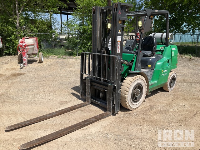 2014 Mitsubishi FG40N1 7200 lb Pneumatic Tire Forklift in Selma, Texas ...