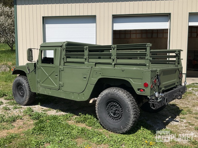 Surplus 2008 AM General M1152 HMMWV 2 Door Hard Top w/Truck Body in ...