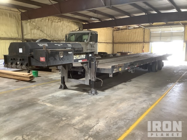 2016 (unverified) Superline Sliding Axle Equipment Trailer in Des ...