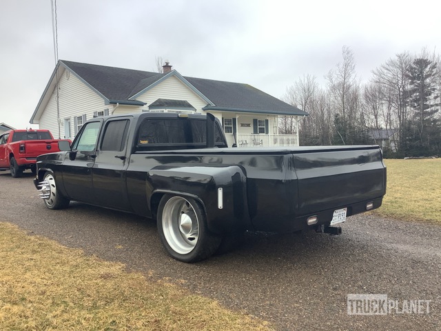 1988 Chevrolet R30 4x2 Crew Cab Pickup in Valley, Nova Scotia, Canada ...