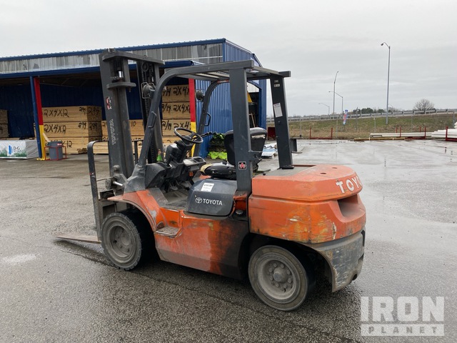 2005 Toyota 7FDU35 8000 lb Pneumatic Tire Forklift in Waynesburg ...