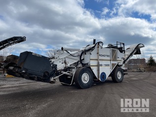 1996 Roadtec SB-1500 Wheel Asphalt Transfer Machine in Burlington ...