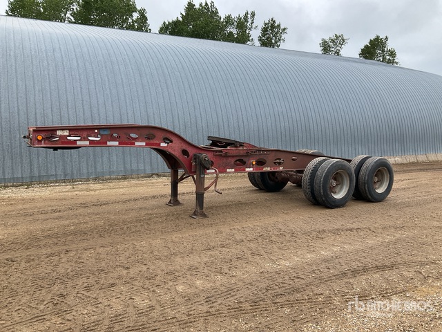1996 Peerless JP-30-8S 45000 lb T/A Heavy-Haul Jeep | Ritchie Bros ...