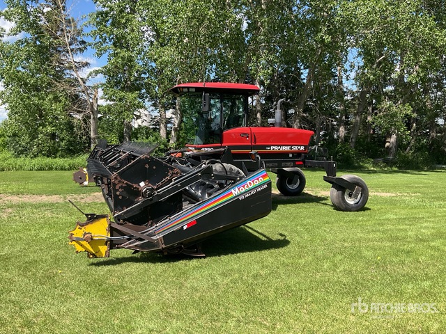 2000 Prairie Star 4950 30 ft Swather Windrower | Ritchie Bros. Auctioneers