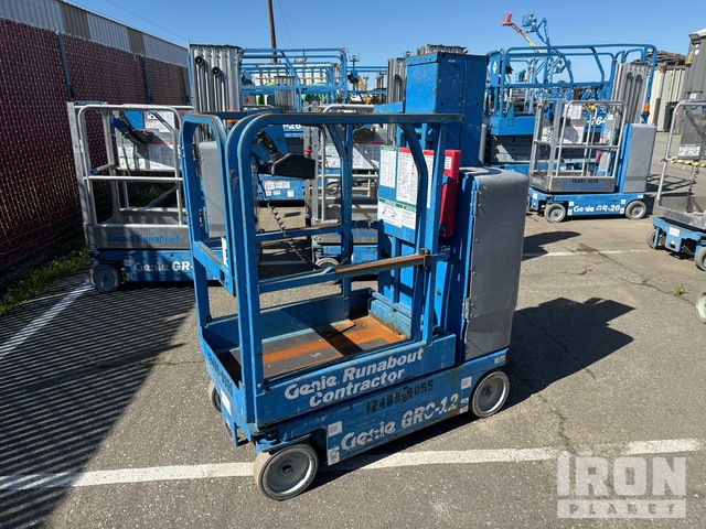 2014 Genie GRC-12 Electric Vertical Mast Lift in Richmond, California ...