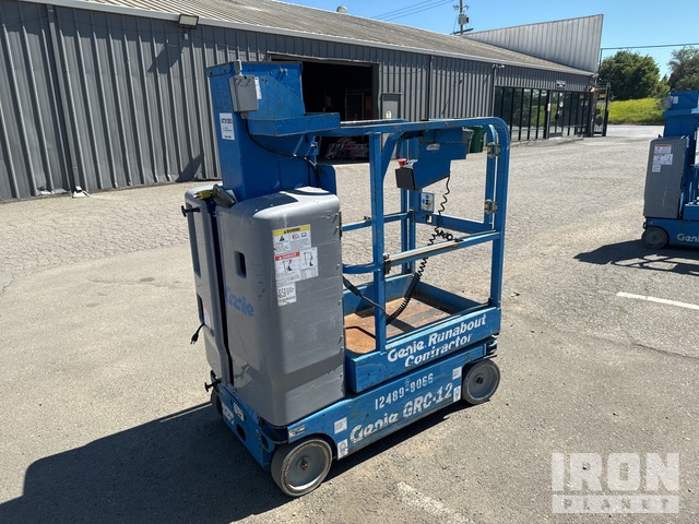 2014 Genie GRC-12 Electric Vertical Mast Lift in Richmond, California ...