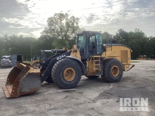 2013 John Deere 824K Wheel Loader in Midway, Georgia, United States ...