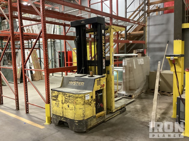 2006 Hyster H30XM 3000 lb Electric Forklift (Inoperable) in ...