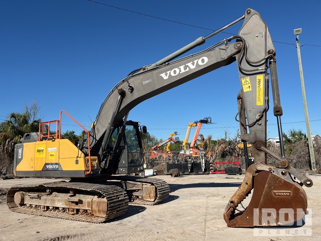 2019 Volvo EC220EL Tracked Excavator in Tampa, Florida, United States ...