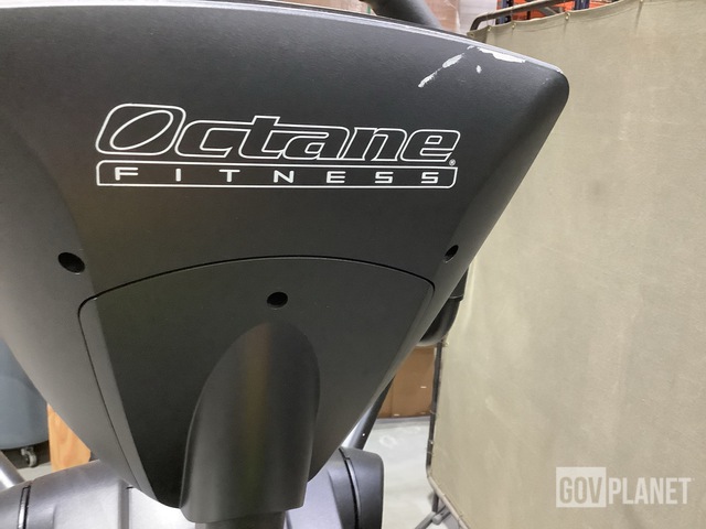 Surplus Octane Fitness MTX Max Trainer Elliptical in Chambersburg ...