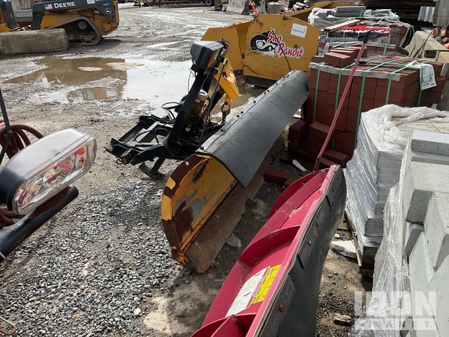8 ft Hydraulic Snow Plow in Brighton, Massachusetts, United States ...