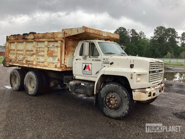 1990 Ford FT900 6x4 T/A Dump Truck in Lufkin, Texas, United States ...