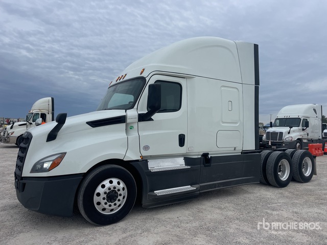 2018 Freightliner Cascadia 126 6x4 T/A Sleeper Truck Tractor | Ritchie ...