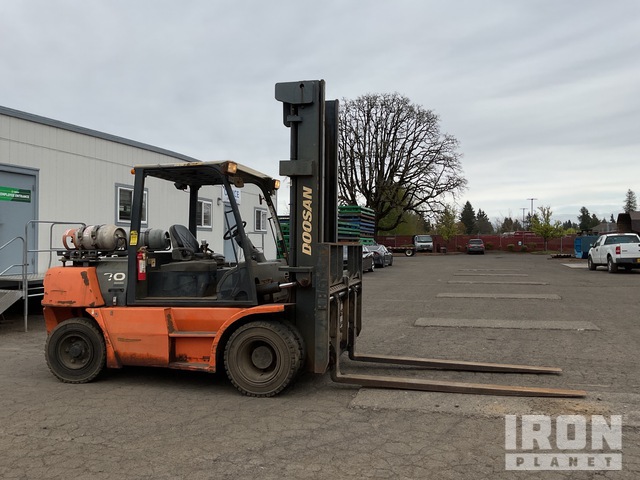 2008 Doosan G70S-5 12450 lb Pneumatic Tire Forklift in Tualatin, Oregon ...