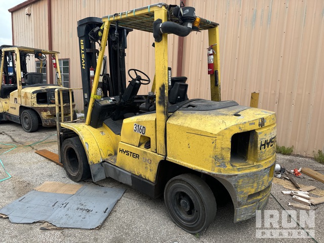 Hyster H90XMS 8350 lb Pneumatic Tire Forklift (Inoperable) in Austin ...