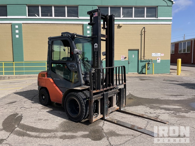 2017 Toyota 8FDU32 6020 lb Pneumatic Tire Forklift in Indianapolis ...