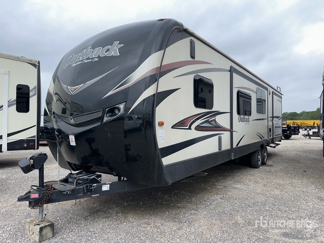 2016 Keystone Outback 32 ft T/A Remolque de viaje | Ritchie Bros ...