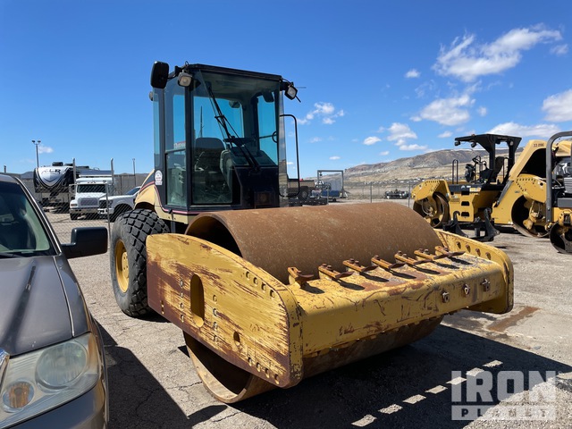 2006 Cat CS-663E Smooth Drum Compactor (Inoperable) in Rock Springs ...