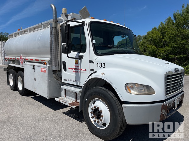2004 Freightliner M2106 3500 gal 6x4 Tanker Truck in Bradenton, Florida ...