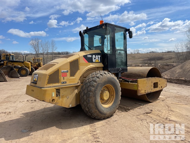 2011 Cat CS56 Smooth Drum Compactor in Stillwater, Minnesota, United ...