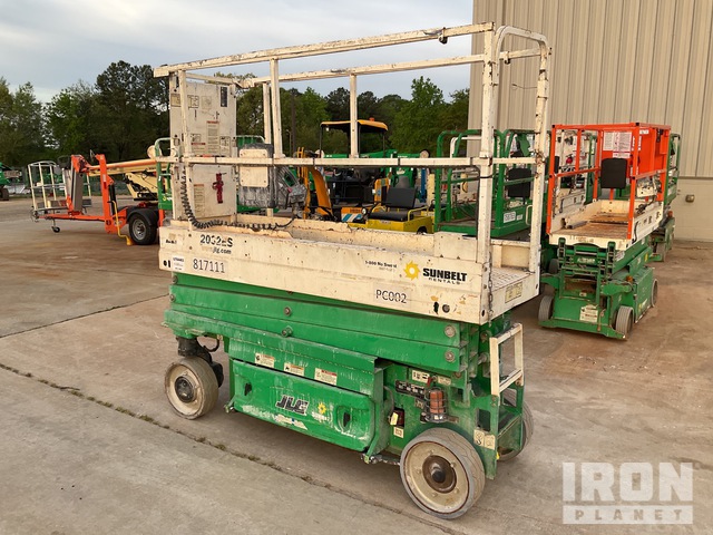 2016 JLG 2032ES Electric Scissor Lift in GREER, South Carolina, United ...