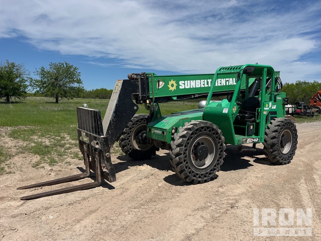 2016 SkyTrak 6042 Telehandler in Wichita Falls, Texas, United States ...