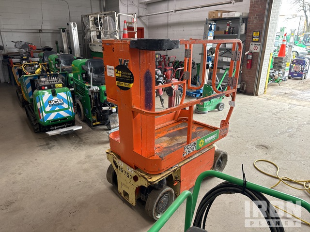 2013 JLG 1230ES Electric Vertical Mast Lift in WESTBURY, New York ...