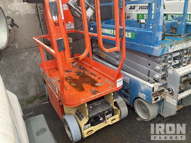 2014 JLG 1230ES Vertical Mast Lift in Maspeth, New York, United States ...