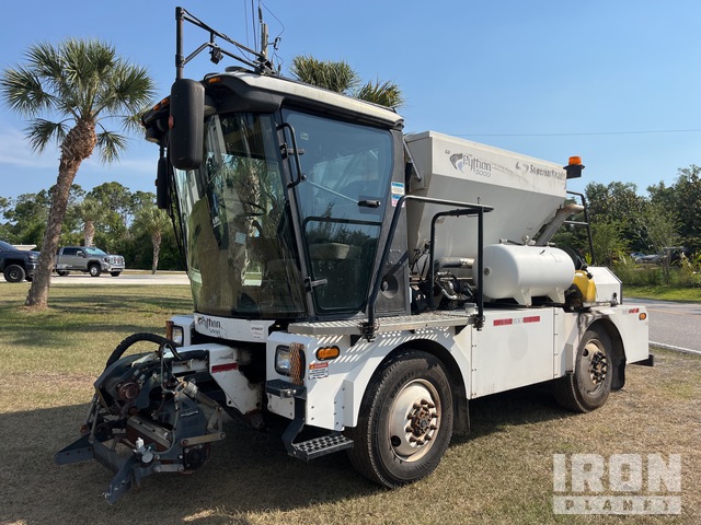 Python 5000 4x2 Pothole Patcher in Port Charlotte, Florida, United ...