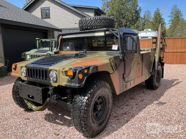 Surplus 2003 AM General M1097A2 HMMWV 2 Door Hard Top w/Truck Body in ...