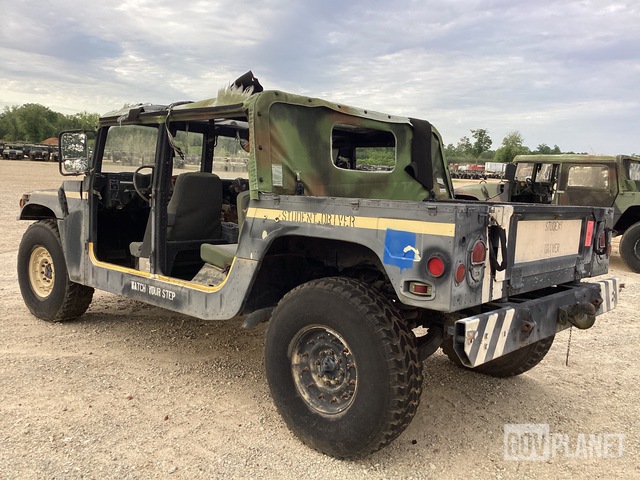 Surplus 1995 AM General M1097A1 HMMWV 4 Door Soft Top w/Truck Body in ...
