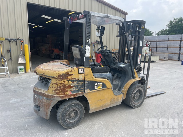 2014 Cat 2PD6000 6000 lb Pneumatic Tire Forklift in Austin, Texas ...