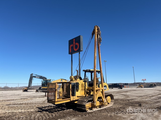 2009 Cat PL61 Pipelayer | Ritchie Bros. Auctioneers