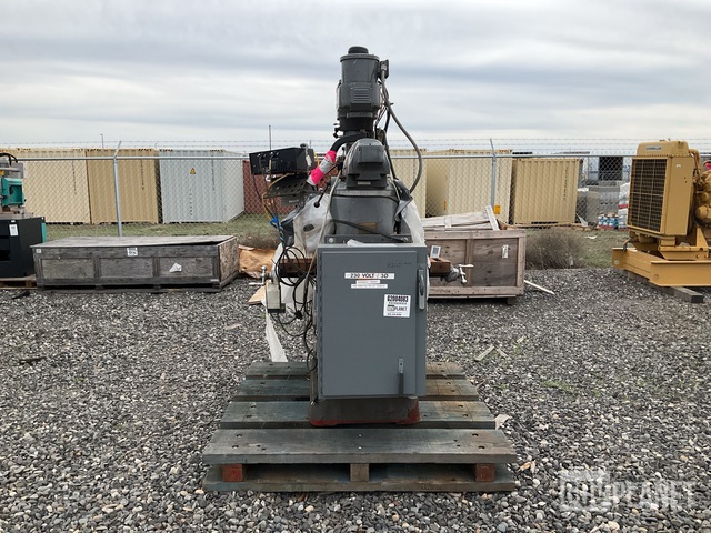 Surplus Alliant RT-2 Vertical Milling Machine in Hermiston, Oregon ...