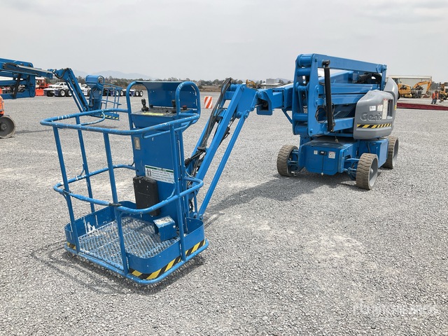 2013 Genie Z40/23N 2WD Electric Elevador Articulado / Articulating Boom ...