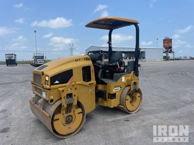2016 Cat CB36B Double Drum Roller in Hutto, Texas, United States ...