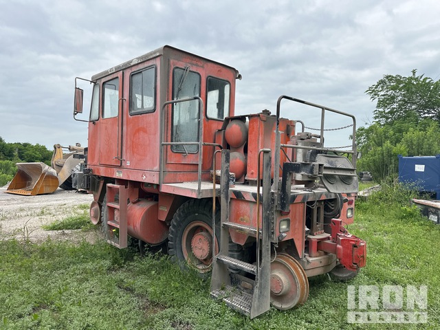 Central Shuttlewagon Rail Car Mover (Inoperable) in Midlothian, Texas ...