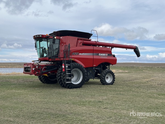 2010 Case IH 8120 Combine Harvester | Ritchie Bros. Auctioneers